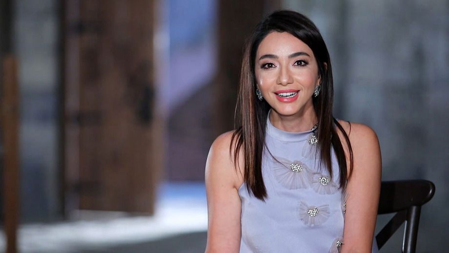 Öykü Gürman wants to have twins | Turkish Series: Teammy