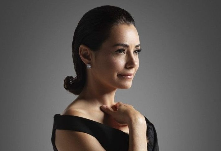 Özgü Namal Signs Contract for Major Advertising Campaign | Turkish Series: Teammy